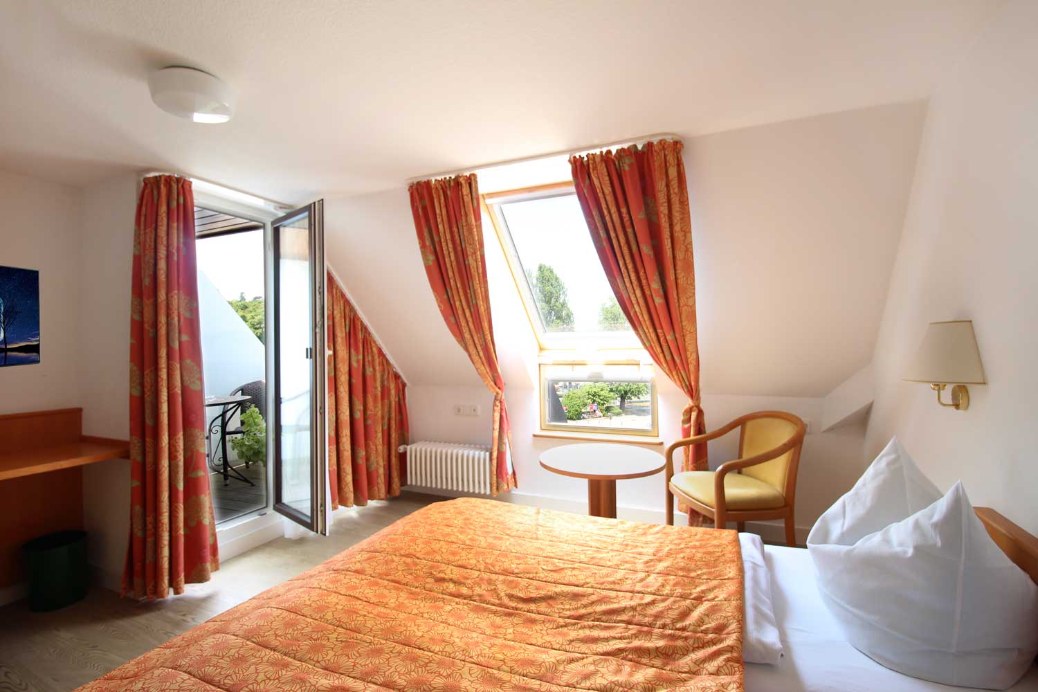 Superior double room type B - Urlaub direkt am Bodensee - Hotel Schiff ...